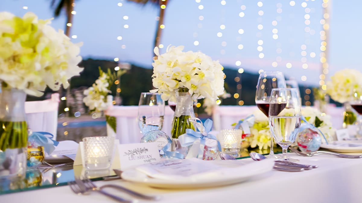Blog_FestiveWeddings_1140x420.jpg